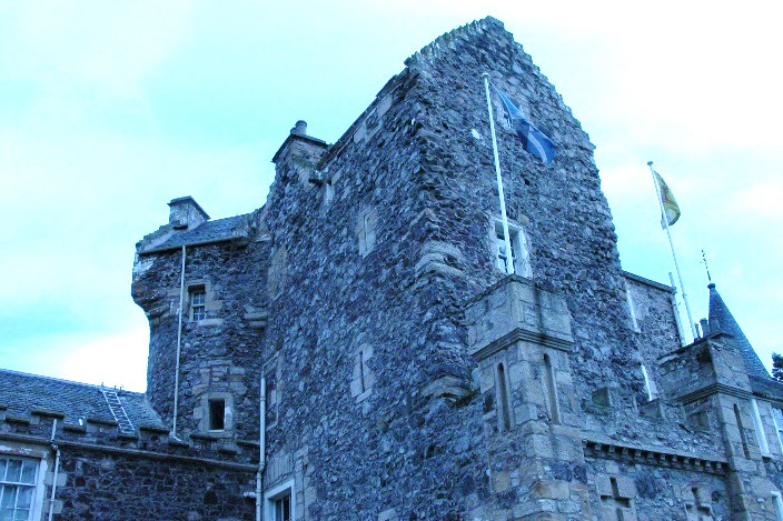 A Distant Castle for HAPPILY EVER AFTERING - Jaunting